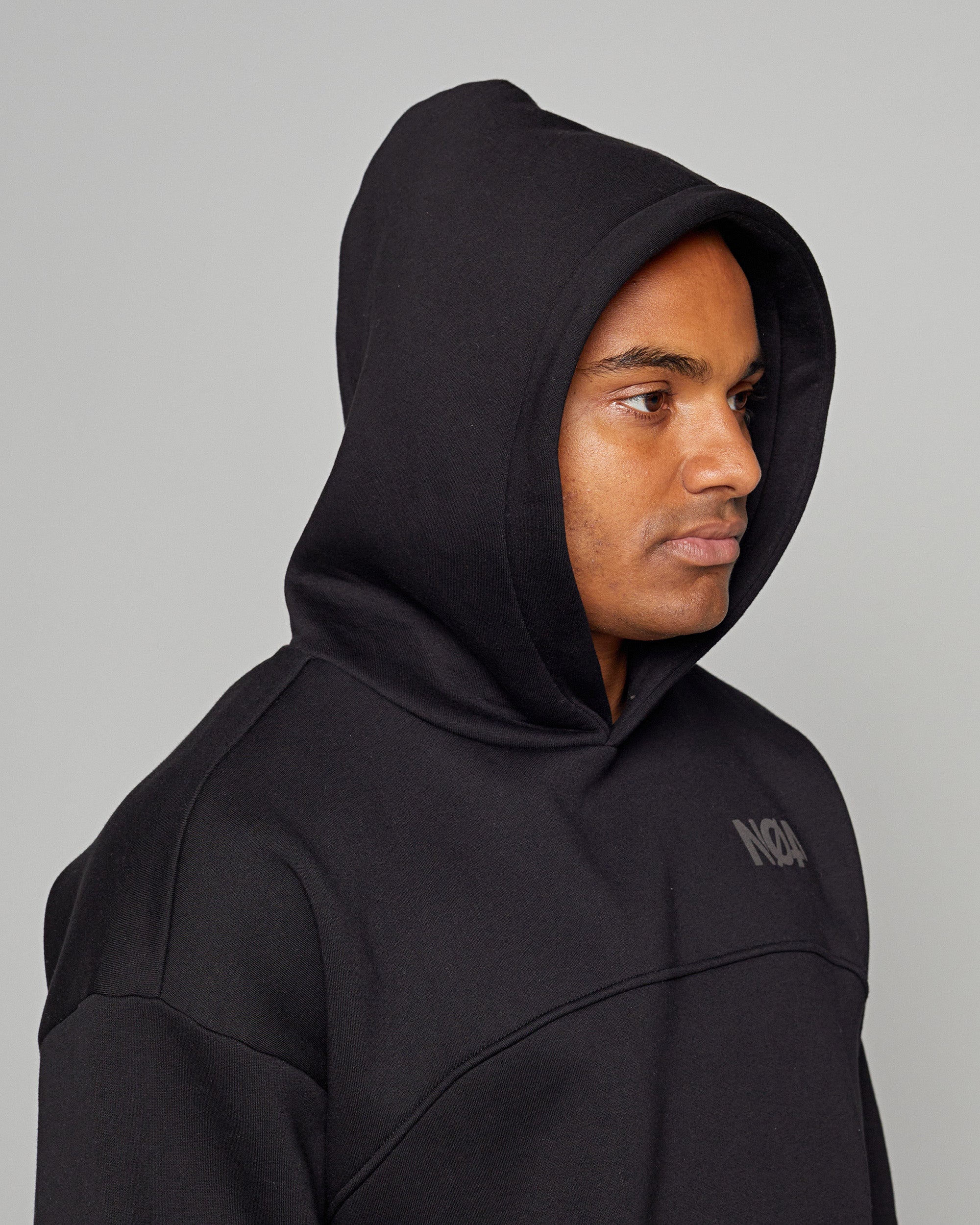 NØ4 Hoodie Black